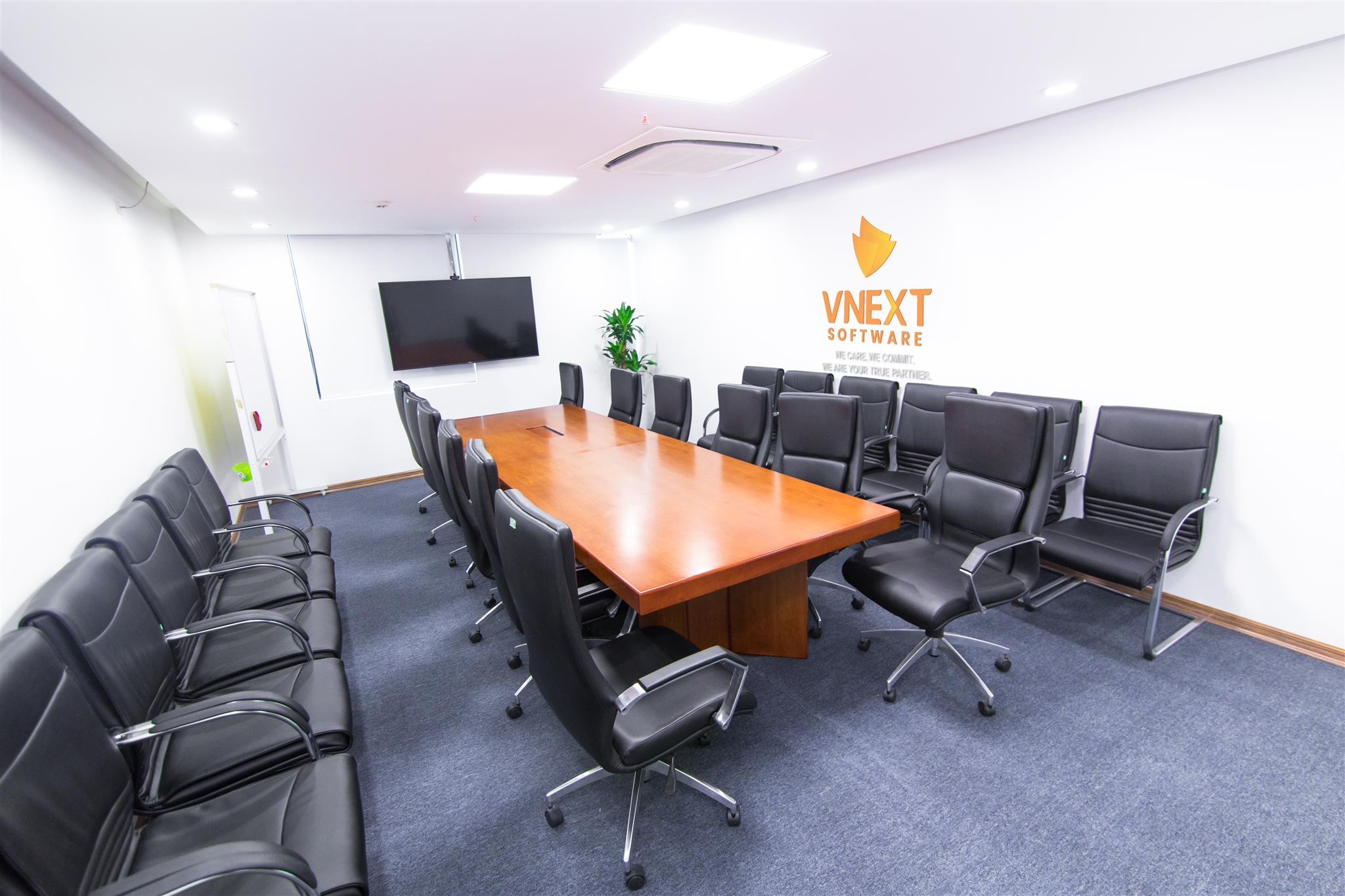 VNEXT SOFTWARE tuyển dụng mới nhất [Updated 24/11/2025]